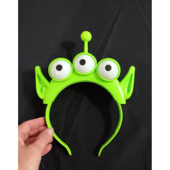 Disney | Toys | Disney Parks Toy Story Space Alien Plastic Kids ...